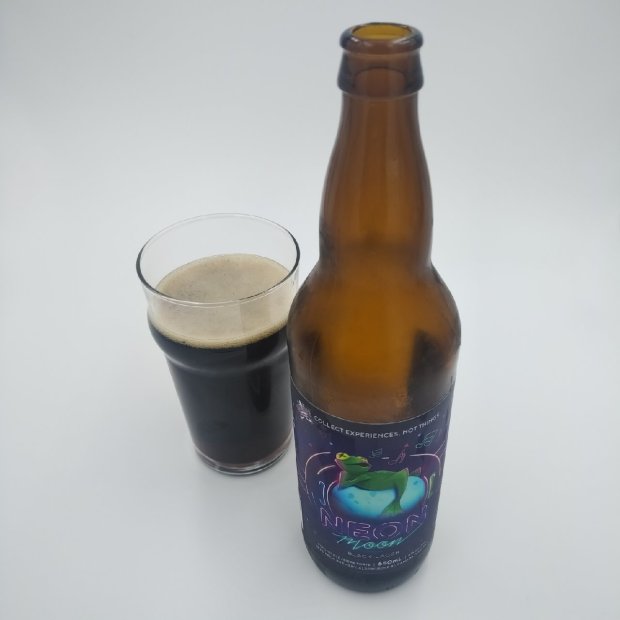 Neon Moon Black Lager – Dead Frog Brewery – Pacific Beer Chat